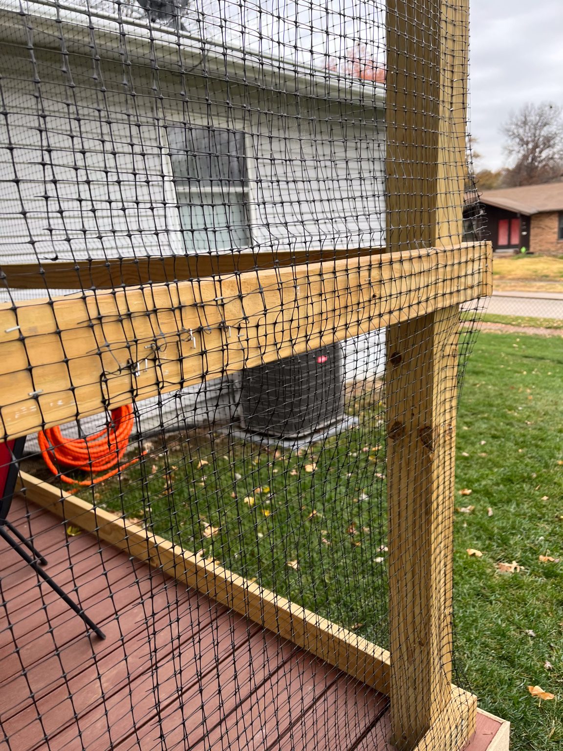 Catio Fencing: How to Pick the Right Fencing for your Catio - Cat Topia